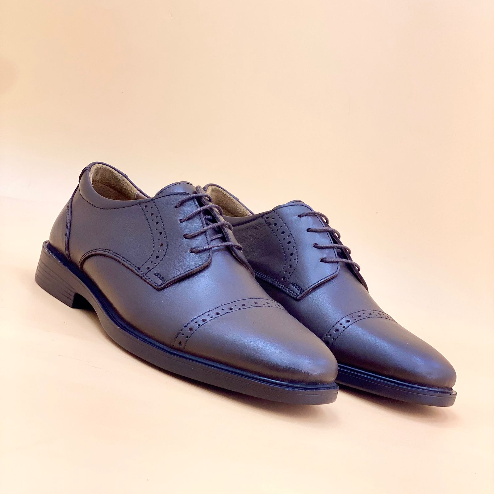 NEW , MADE IN TURKEY GENUINE LEATHER MEN SHOES M875