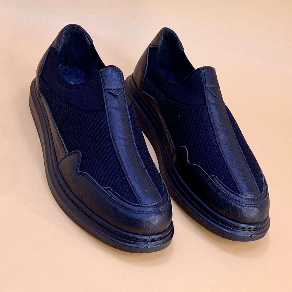 NEW , MADE IN TURKEY GENUINE LEATHER MEN SHOES M213